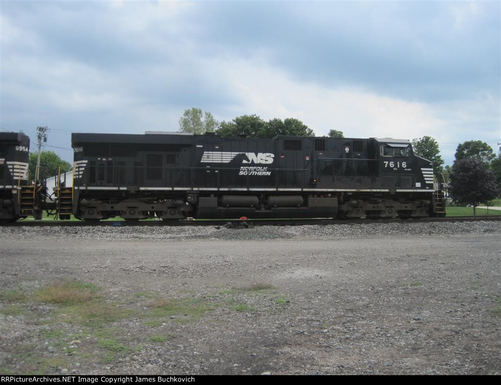 NS 7616